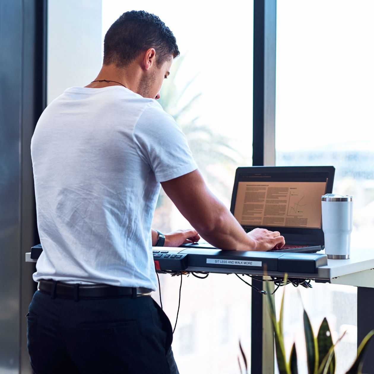 Unlocking Wellness: Benefits of Standing Desks – KOWO